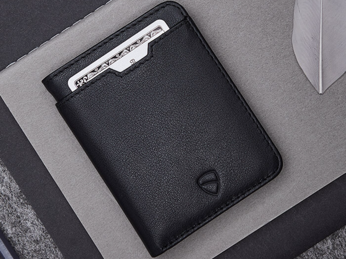 Vaultskin CITY Minimalist Leather Wallet.