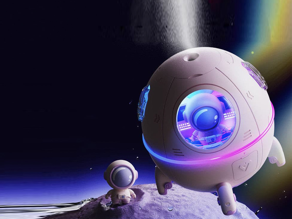 Space Capsule Astronaut Humidifier | Unique Home Gadget