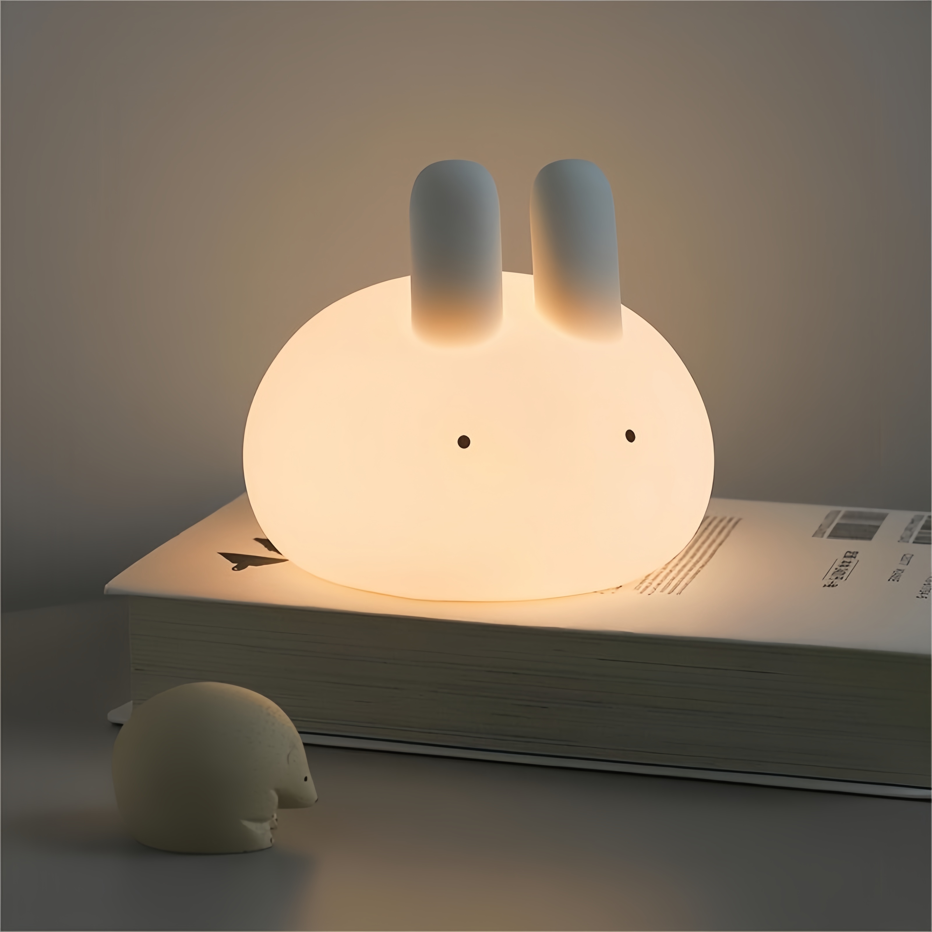 Bunny Silicone Night Lamp - Adorable LED Illumination