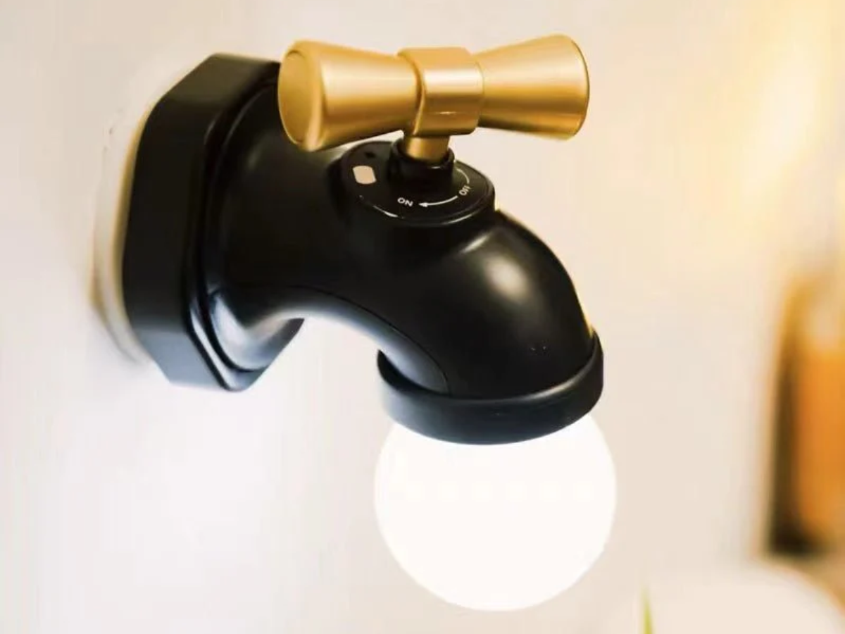 Moody Mouse Faucet Night Light with Sound Control