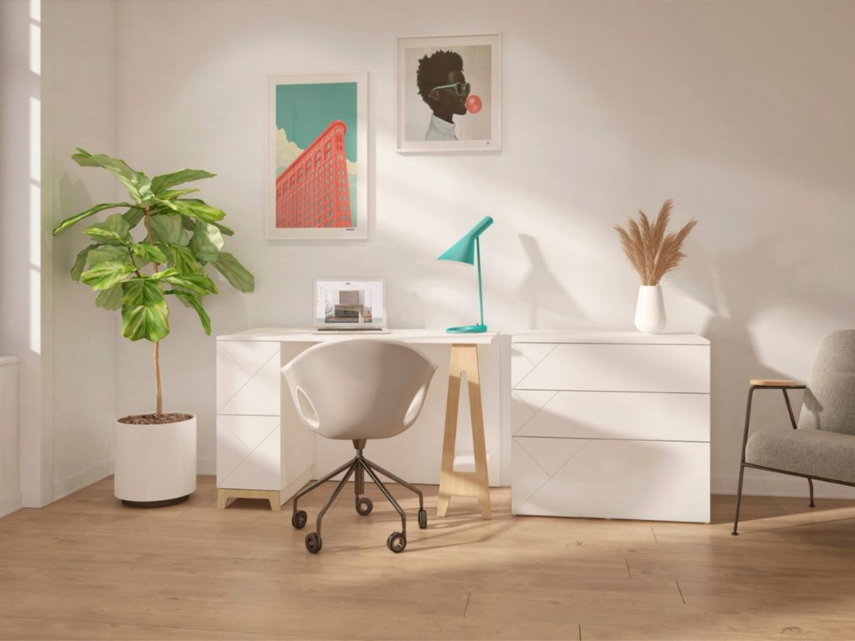 Office Computer Desk With Drawers and Shelves