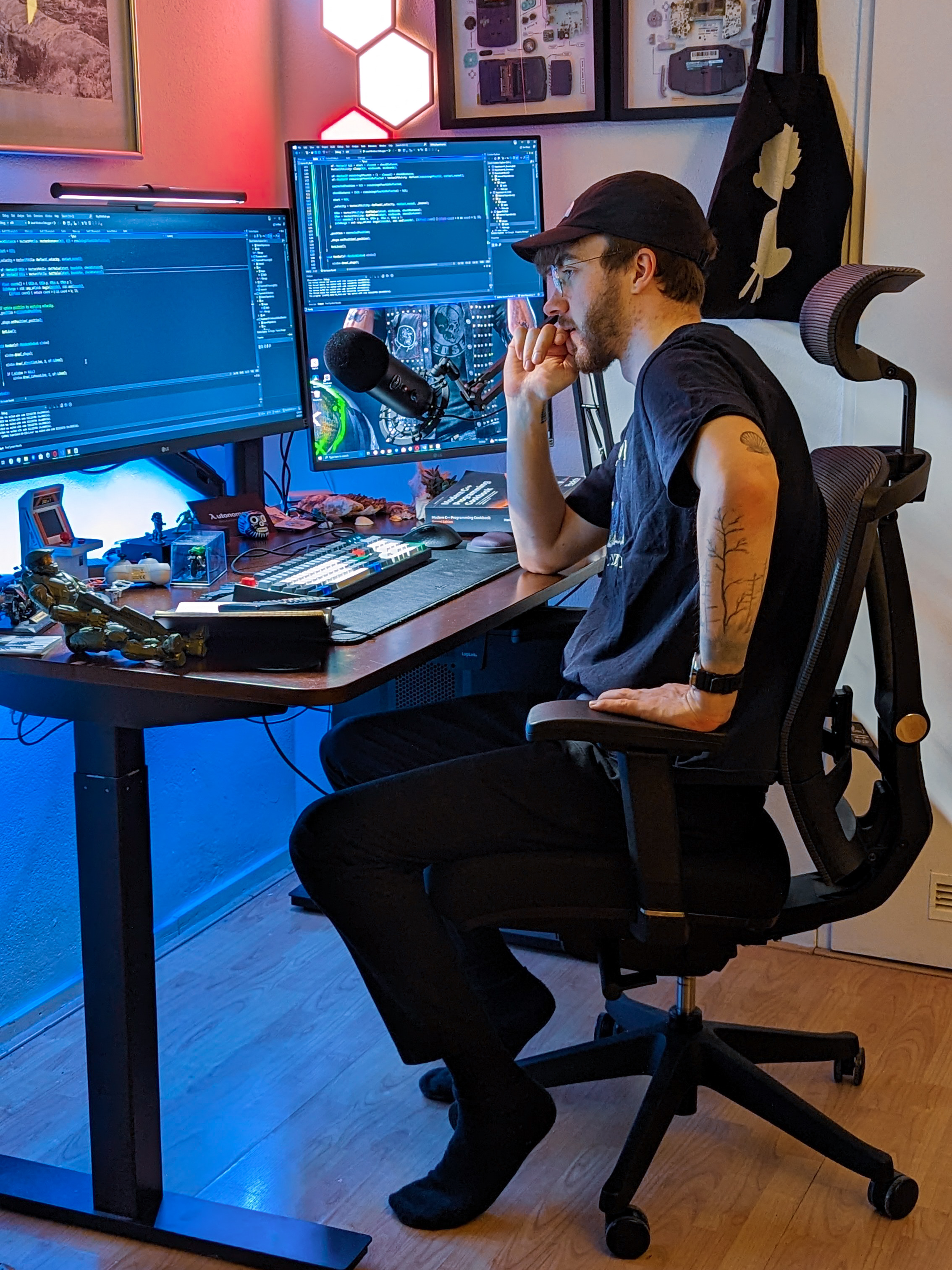 Cool Gray Ergonomic Office Chair - Autonomous ErgoChair Pro