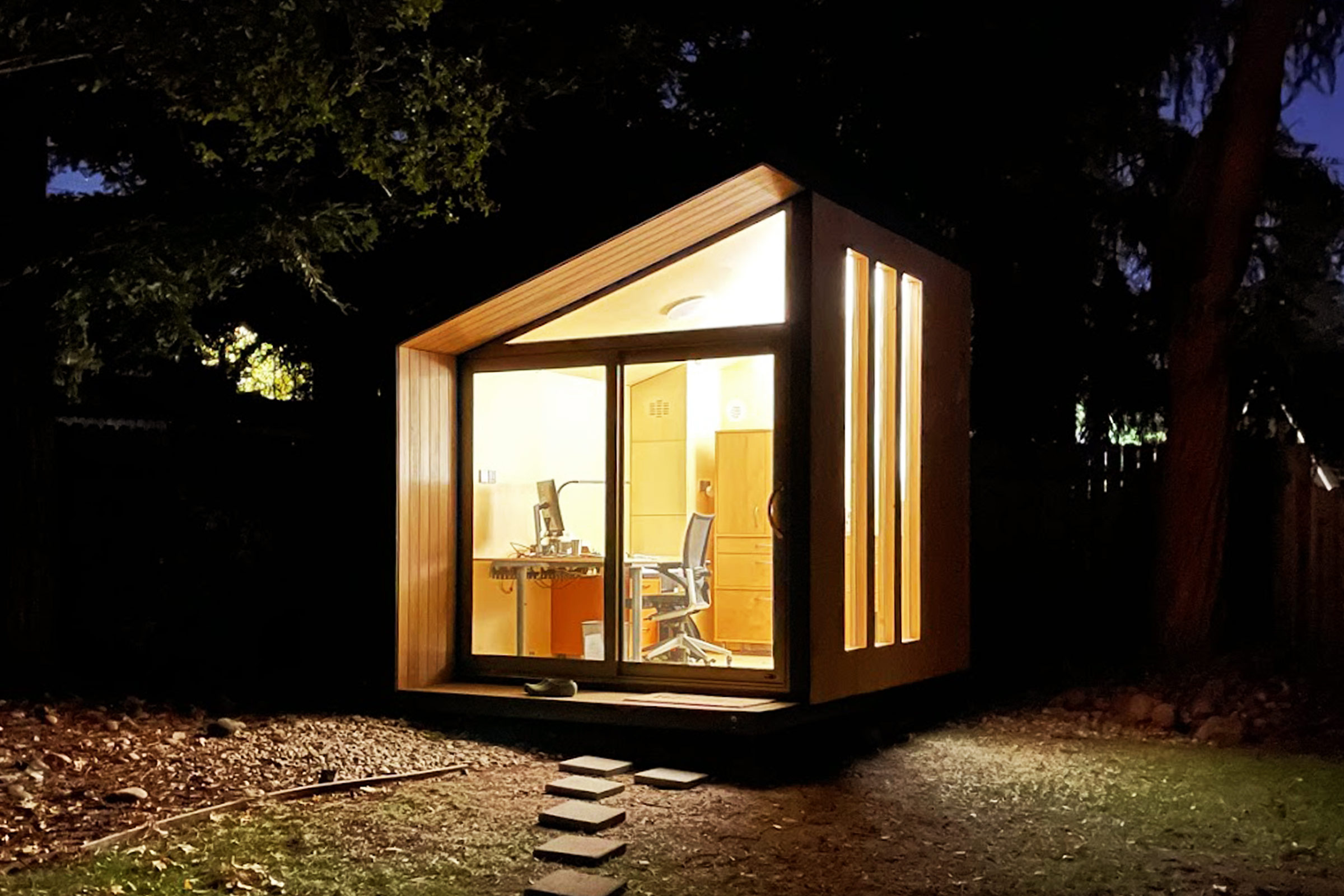 Autonomous Pod ADU: Your Prefab Accessory Dwelling Units