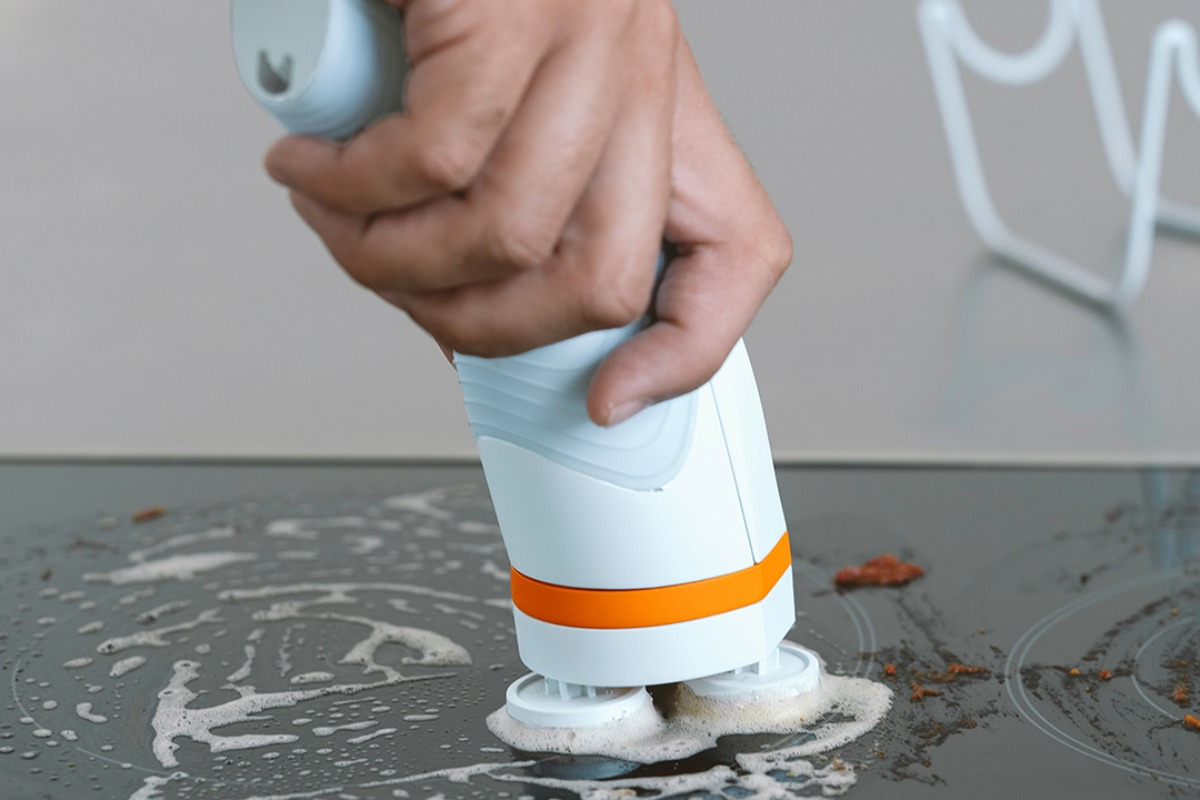 Skadu - Multi-Surface Pro | 6 in 1 | 22 Replacement Brushes and Pads